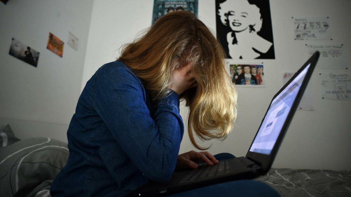 « Cyber harcèlement : comment on a hacké ma vie », une histoire vraie poignante - L-Post