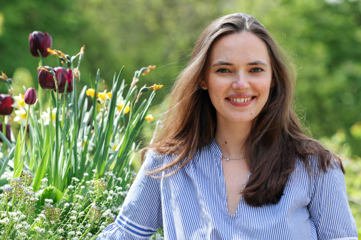 Eléonore Simonet, la fille de Jacques Simonet, est bien partie pour se ...